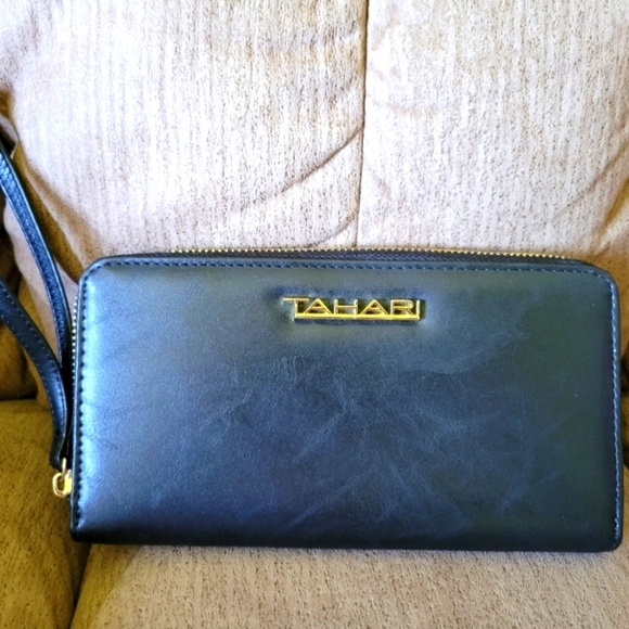Tahari Bags Tahari Wallet Nwt Poshmark